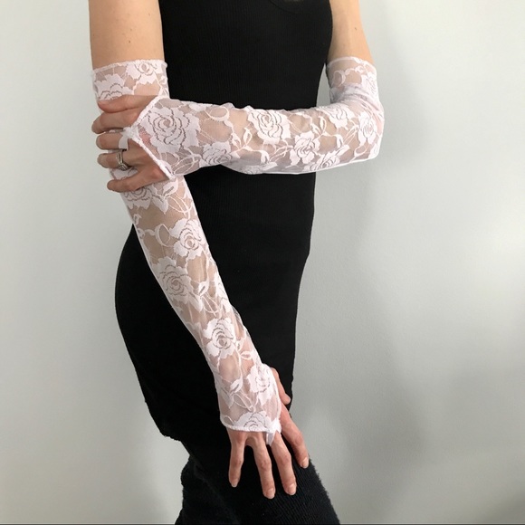Handmade | Accessories | Lace Gloves With Finger Loops Black White ...